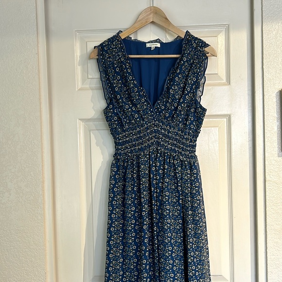 Max Studio | Dresses | Max Studio Floral Maxi Blue | Poshmark